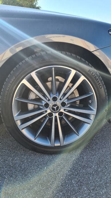 Mercedes Benz E 220d Exclusive 2018 God