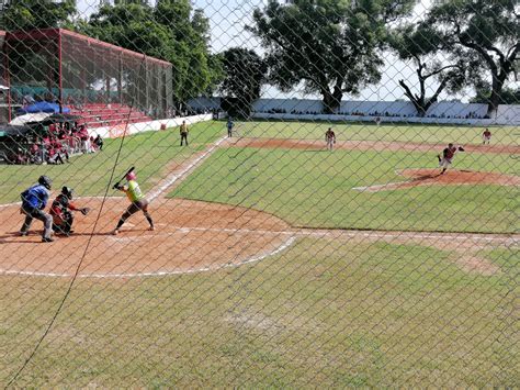 Jahuara Ii Acaricia El Campeonato Dividen Triunfos Con Higuera De