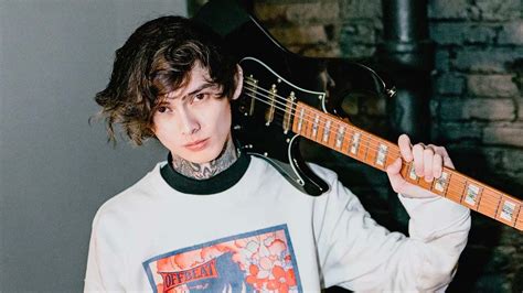 Tim Hensons Instagram Twitter And Facebook On Idcrawl