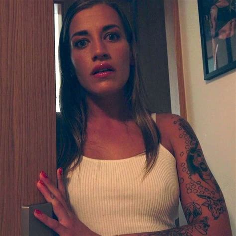 Hot Twin Pays The Executor With Sex At Fapnado