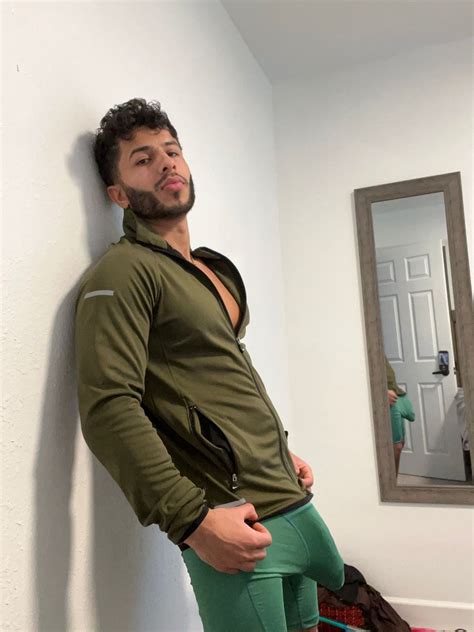 Hunk Mo On Twitter Wheres My Bottoms At Fitness