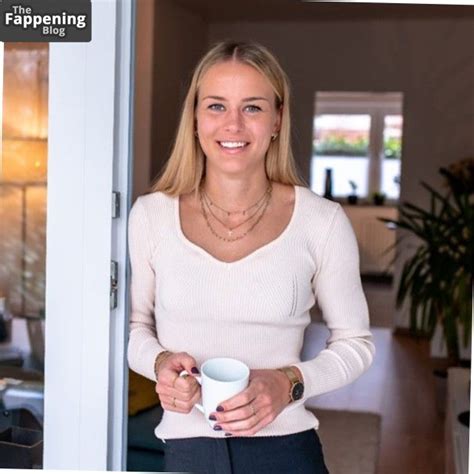 Merle Frohms Sexy 5 Photos Onlyfans Leaked Nudes