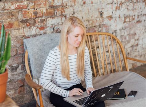 Female Web Designer — Kayleigh Noele Squarespace Web Designer