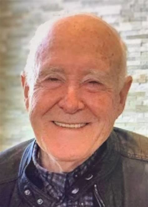 Réal Hénault F Thériault