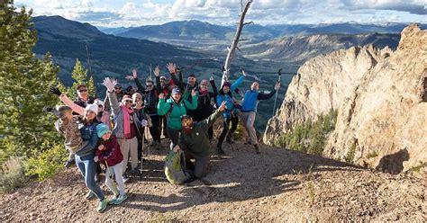 10 Hidden Trails In Yellowstone National Park For Breathtaking Views
