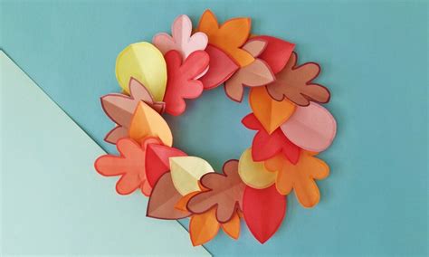How To Make A Fall Paper Leaf Wreath Free Template Craftaholic Witch