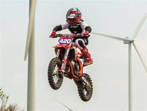 2025 British Grasstrack Fixtures Dirt Hub