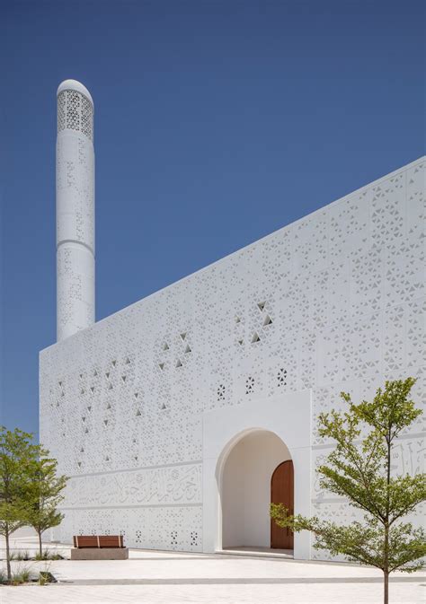 Dabbagh Architects Creates Calligraphy Covered Mosque In Dubai