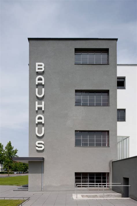 How Walter Gropius Designed The Bauhaus School In Dessau