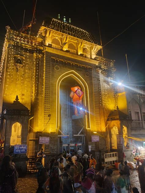 Shri Tulja Bhavani Temple Mahadwar Rd Tuljapur Maharashtra 413601