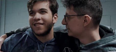 Vai E Vem Lol Intz Anuncia Saída De Redbert E Tay Lol Ge