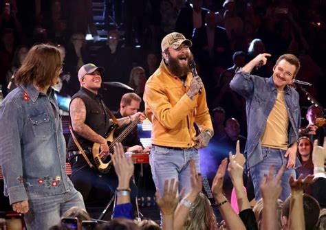 Morgan Wallen Hardy And Post Malone Team Up To Perform Joe Diffies John Deere Green And Pickup