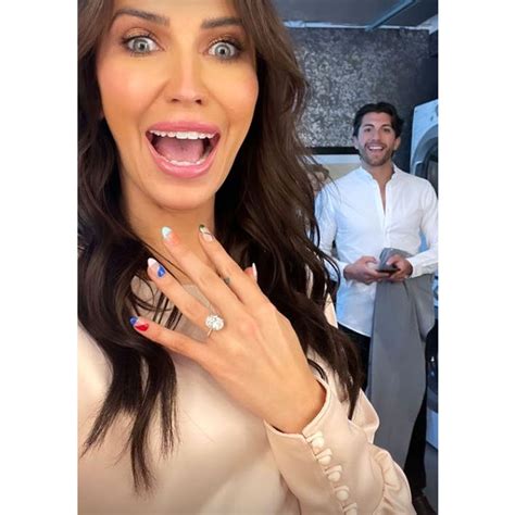 Kaitlyn Bristowe Jason Tartick Celebrate Their Engagement Photos Us