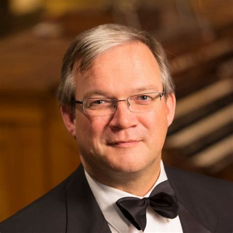 Robert Huw Morgan Organ Cxhoral Conductor Short Biography