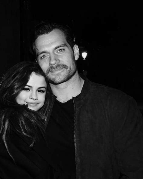 Selena Gomez E Henry Cavill