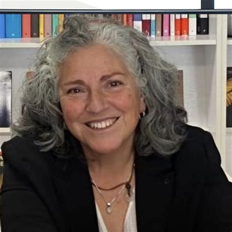 La Escritora Española Inma Pelegrín Gana El Premio Lumen De Novela 2025 Penguin Random House