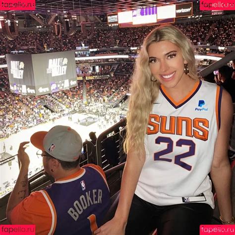 Leaks Nude Taylor Mathis Taylor Mathis Onlyfans Photo Gallery