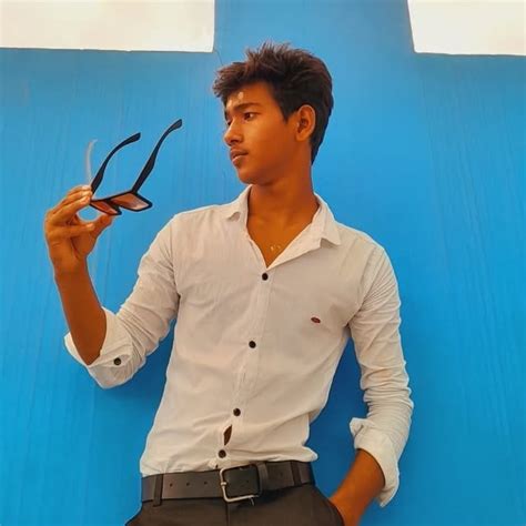 Sanjoy I T S Sanjoy • Threads Say More