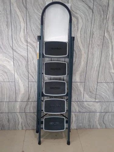 5 Ft Mild Steel Ms Step Ladder Wild Step Capacity 150kg Size 4feet