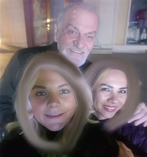 همسر کم سن و سال و بسیار زیبای فتحعلی اویسی رو دیده بودین فکرشم نمیکردید