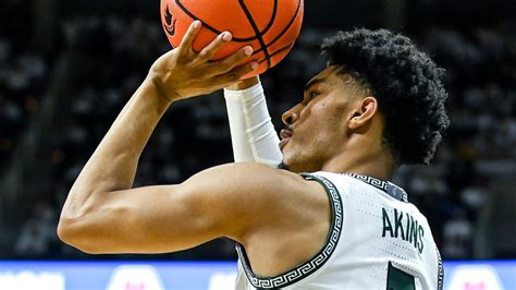 Tom Izzo Jaden Akins Can Be Gary Harris Type Shooter For Michigan
