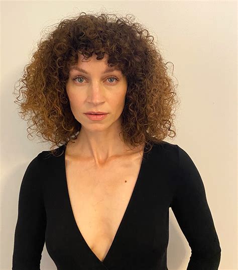 Claire J New View Modeling