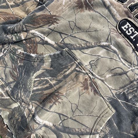 Realtree Camo Hoodie 📏 Size Large 235 Pit To Pit Depop