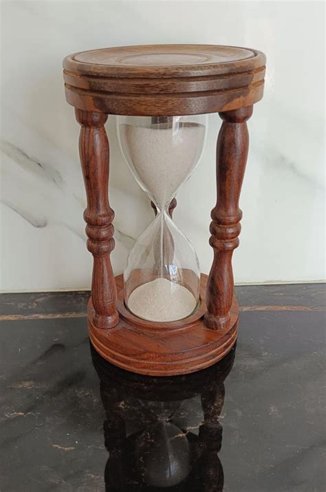 Vintage Wooden Hourglass Sand Timer Antique Style Decorative Sand