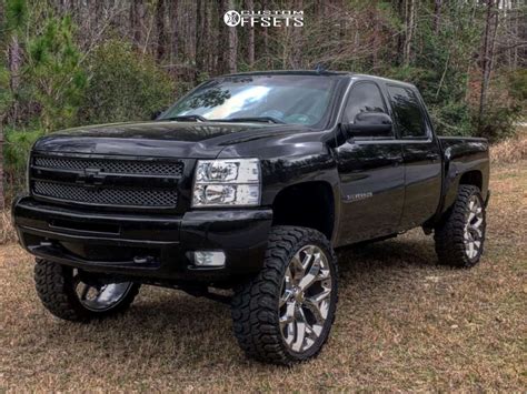 2010 Chevrolet Silverado 1500 With 26x10 31 Oe Revolution G09 And 3713