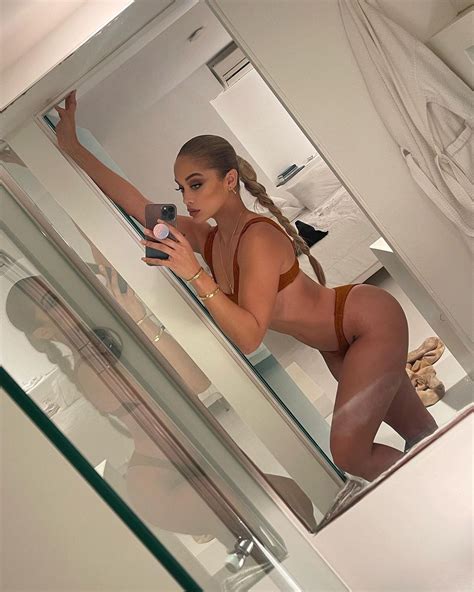 Jasmine Sanders Hot In Private Selfie Collection 2022 19 Photos
