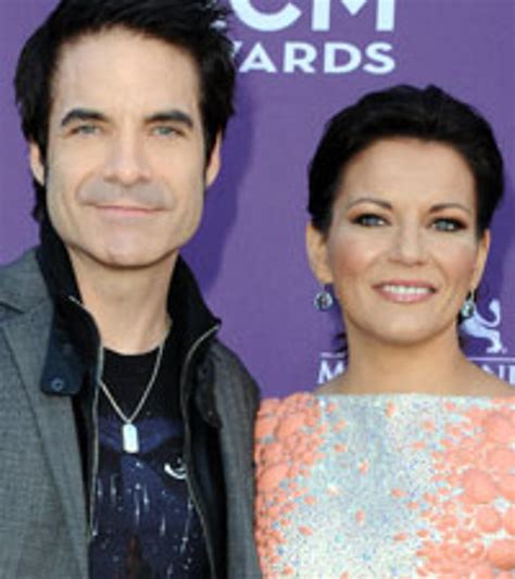Martina Mcbride Pat Monahan New Duet To Debut On Smith Center Tv Special