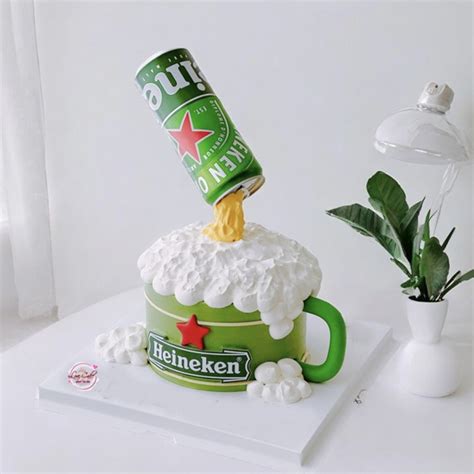 Bánh Kem Tạo Hình Bia Heineken 3d Độc Đáo