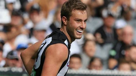 Collingwood Forward Tim Broomhead Kicks An Amazing Goal At Collingwood