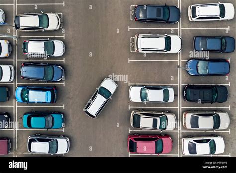 The Only Vacant Parking Space In Parking Lot Navigation In The Car