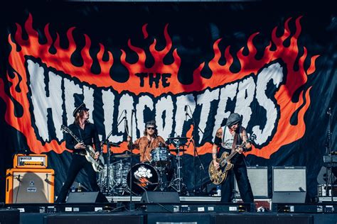 Entre Riffs Y Arpegios The Hellacopters