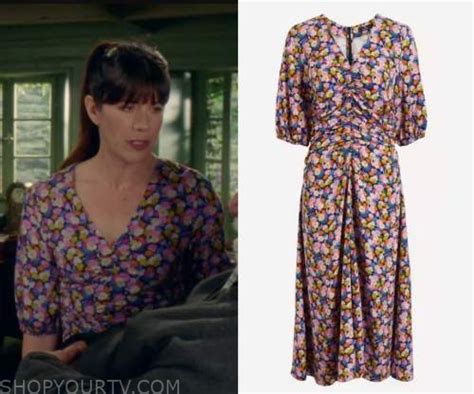 Doc Martin Season 10 Episode 5 Louisas Floral Print Dress Shop Your Tv