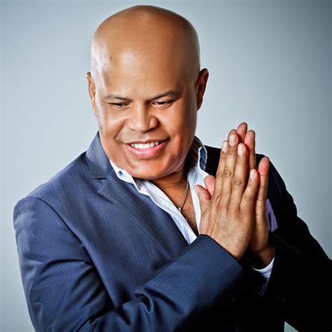 Listen To Volveré By Rubby Perez In Rubby Perez De Color De Rosa