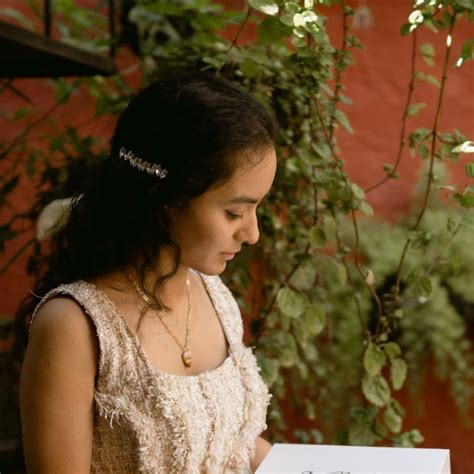 Ana Sofía Domínguez Youtube