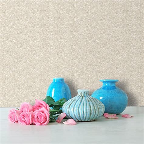 Retro Small Scale Motif Natural Nude Wallpaper Galerie Paisley