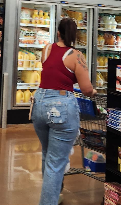 Wide Hips Milf In Jeans Tight Jeans Forum