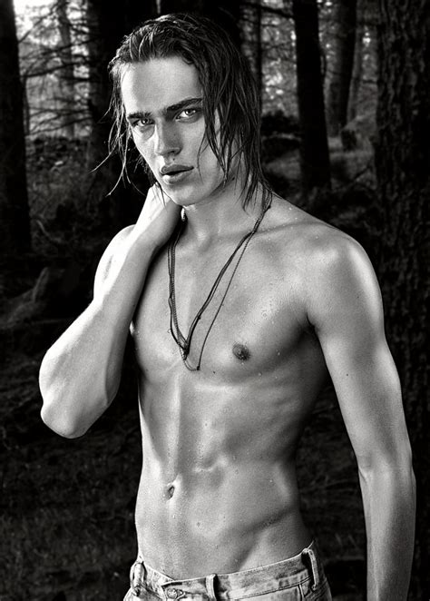 Gods Of Beauty Of The Minute