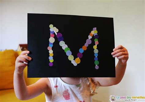 Décorer Linitiale De Son Prénom Activité Maternelle Sons Initiaux