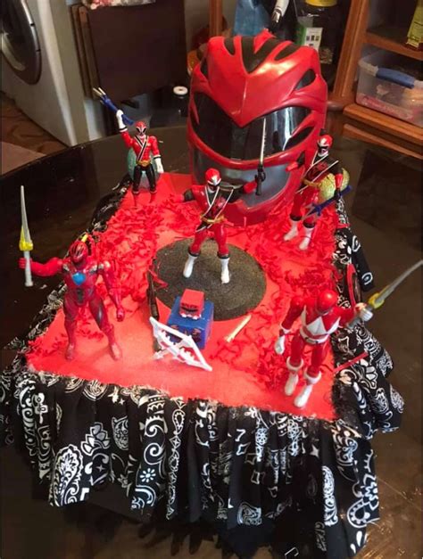 San Antonio Continues Its Fiesta Tradition Of Shoe Box Floats