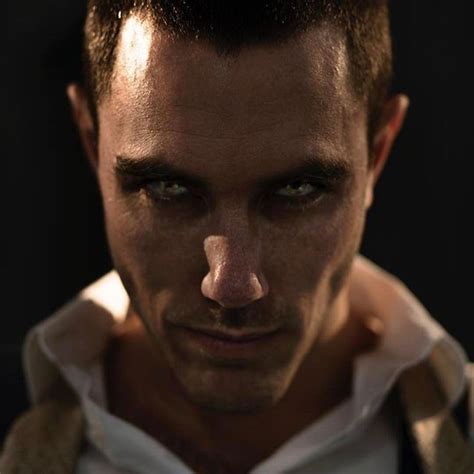 Pictures Of Robert Donavan