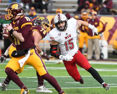 Nfl Draft Diamonds Scouting Report Sutton Smith Lb Northern Illinois