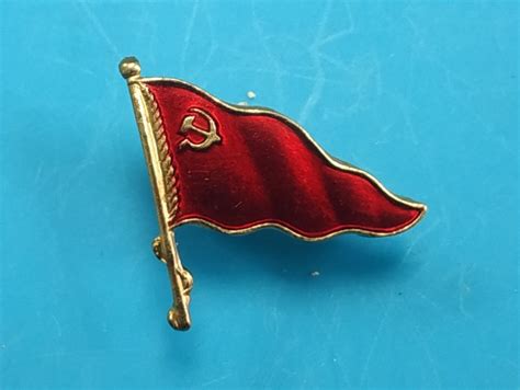 Значок Флаг Ссср купить на OZON по низкой цене