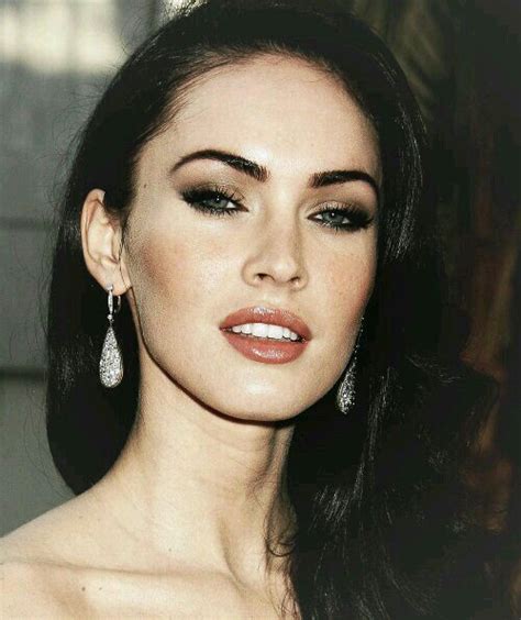 Megan Fox Smokey Eye