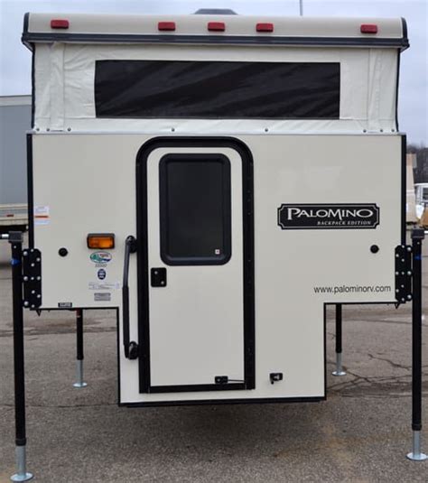 Palomino Ss 550 Pop Up Truck Camper For Half Ton Trucks
