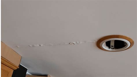 Why Is My Ceiling Leaking Ceiling Leaking In Apartment Rooms 6 Signs