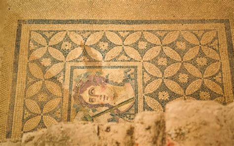 Visiting The Ruins Of Ephesus Ancient City In Turkey